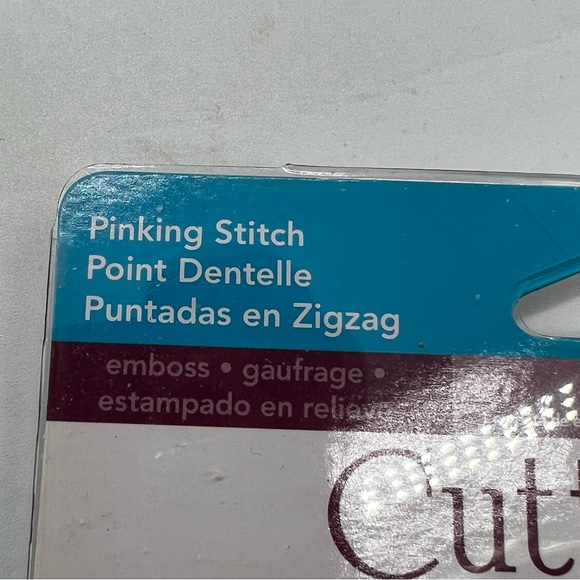 Cuttlebug | Office | Nwt Cuttlebug Pinking Stitch Emboss | Poshmark